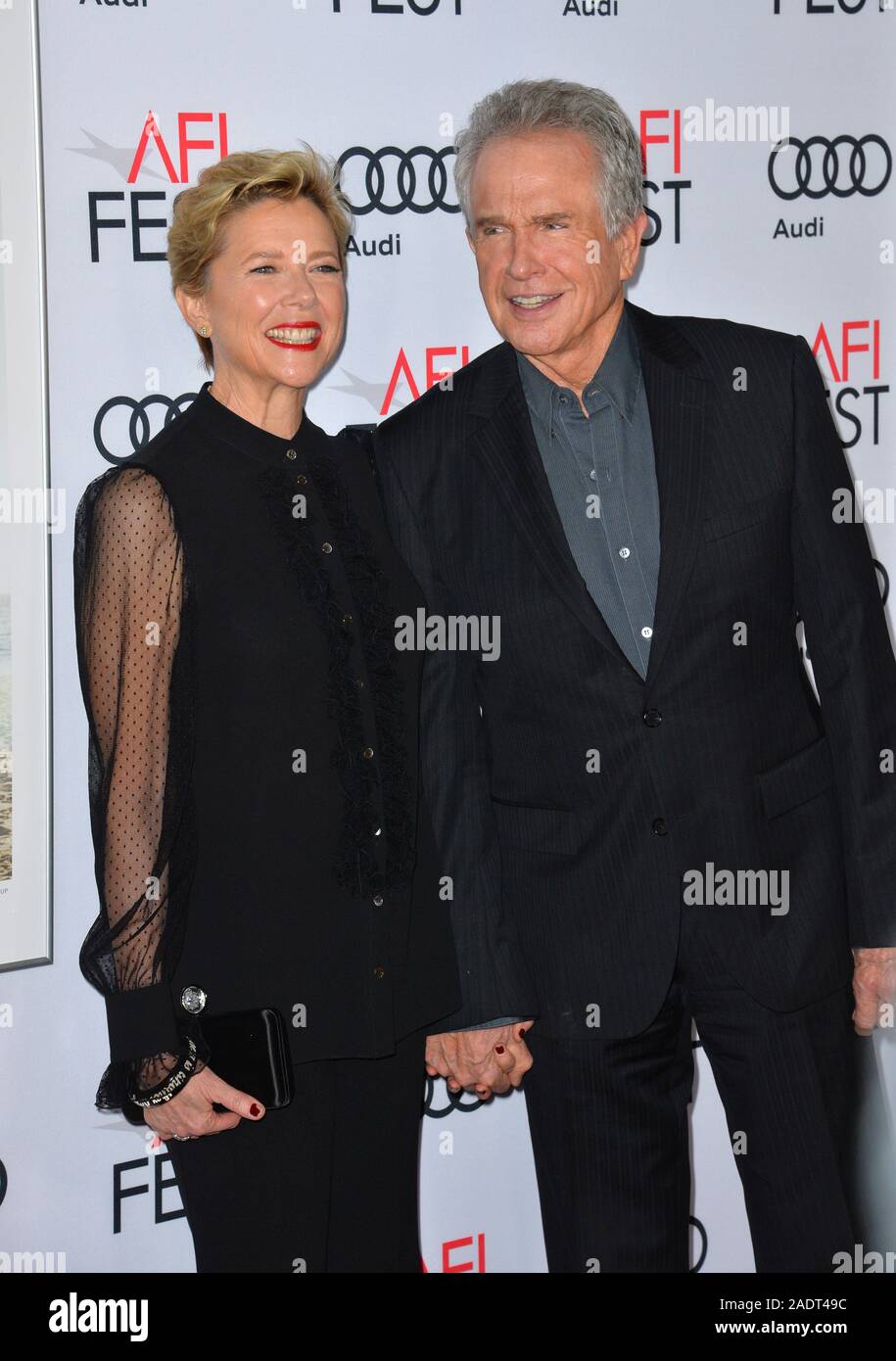 Actress annette bening husband actor hi-res stock photography and ...