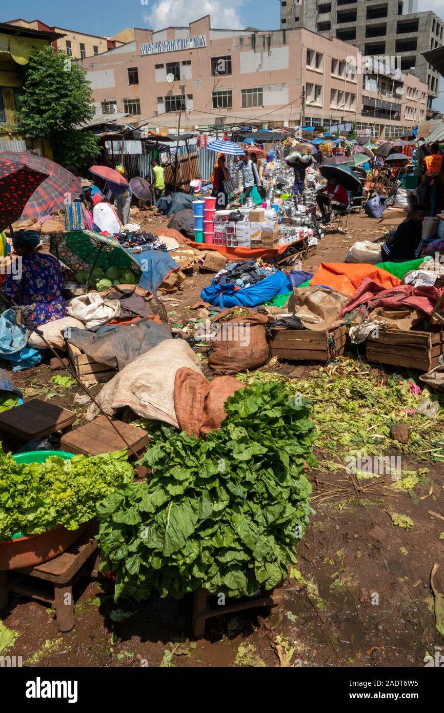 Ethiopia, Amhara Region, Bahir Dar, city centre, market, vegetables and ...