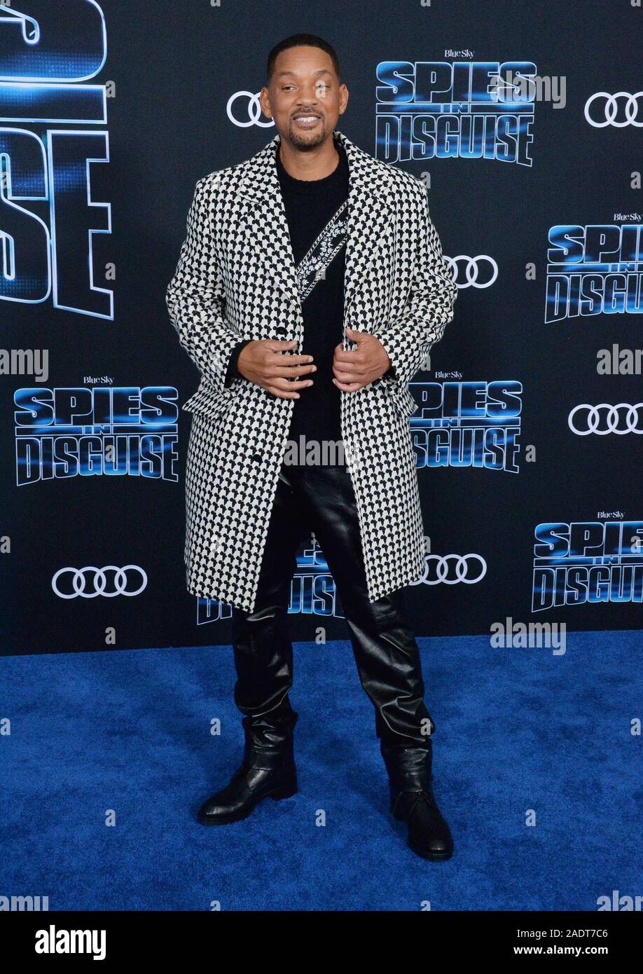 World premiere hollywood picture hi-res stock photography and images ...