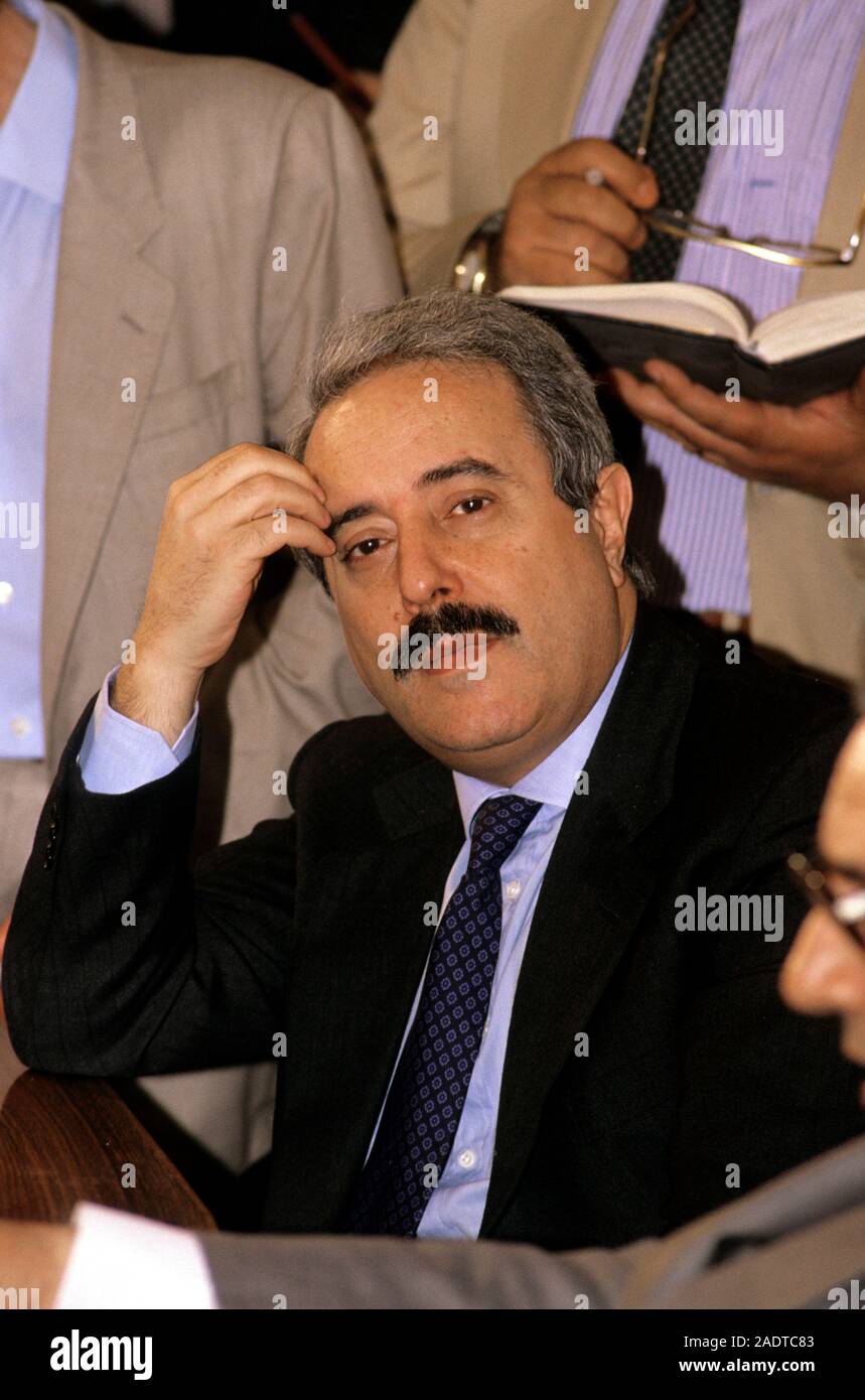 Falcone hi-res stock photography and images - Alamy