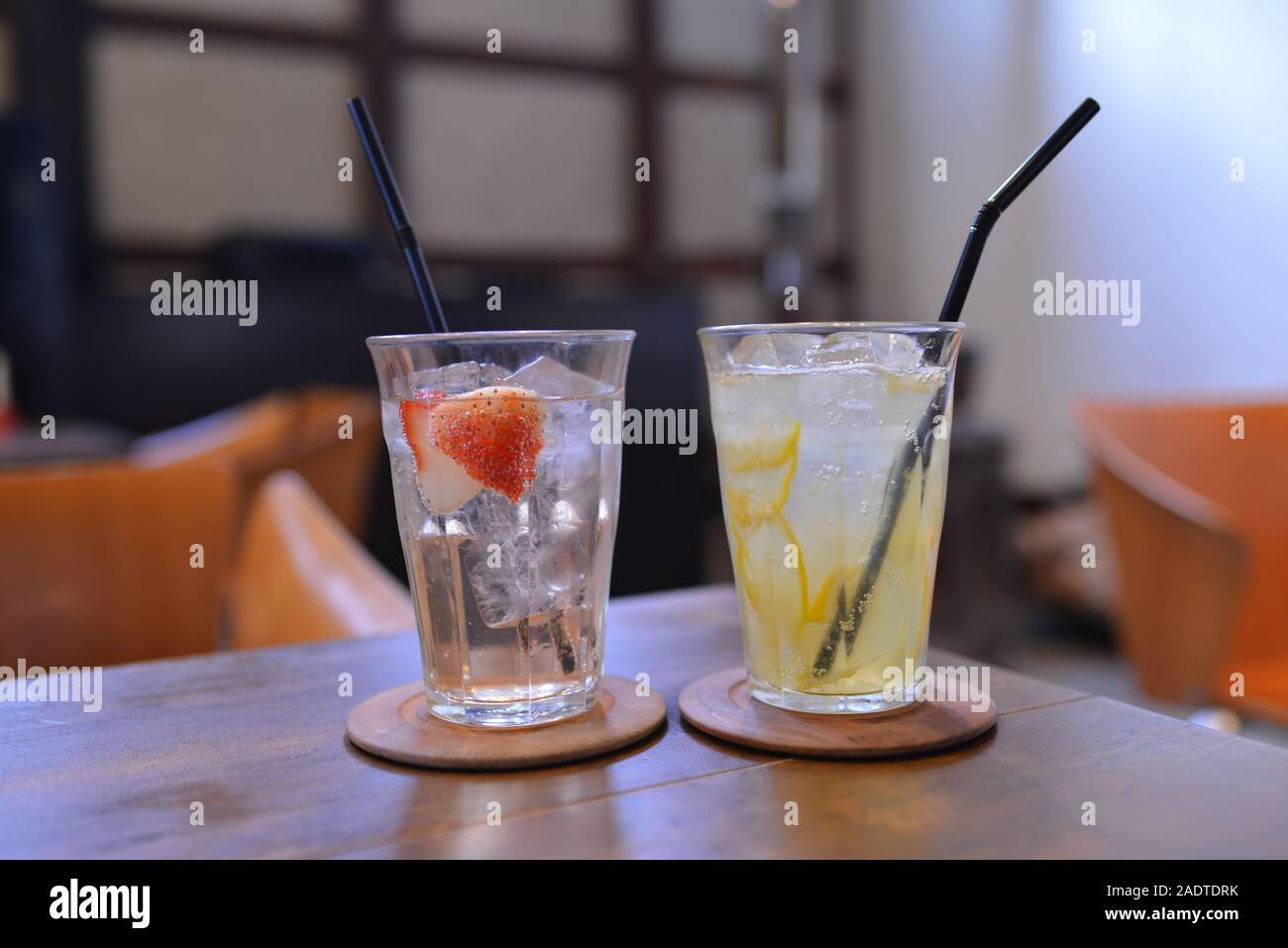Side shot of the cold drink Stock Photo - Alamy
