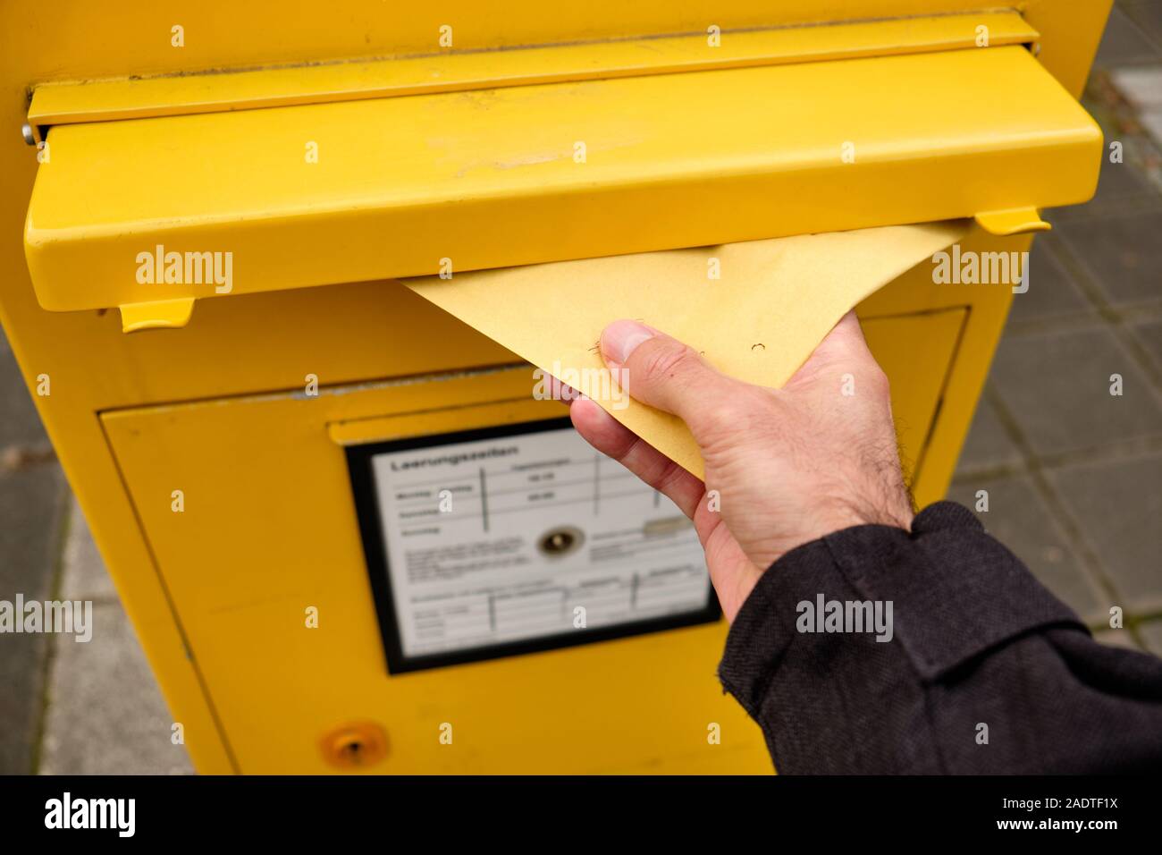 Old Fashioned Mail Slot High Resolution Stock Photography and Images ...