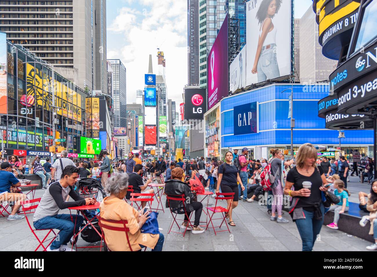 Manhattan New York Color Image Crowded with many people walking Times ...