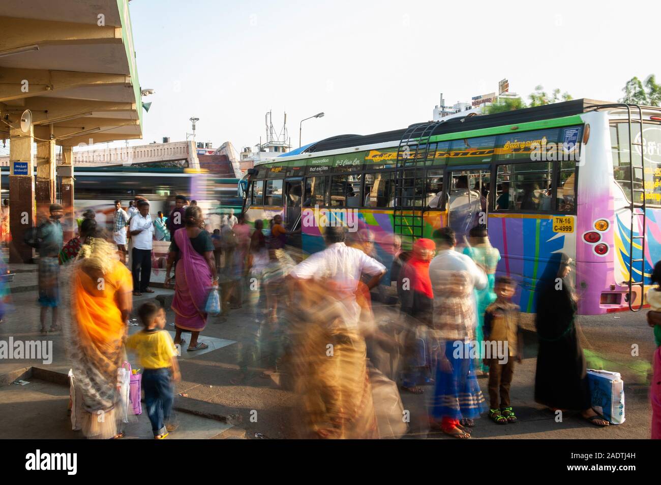 Pondicherry, India -May 2017: The central Bus Station Stock Photo - Alamy