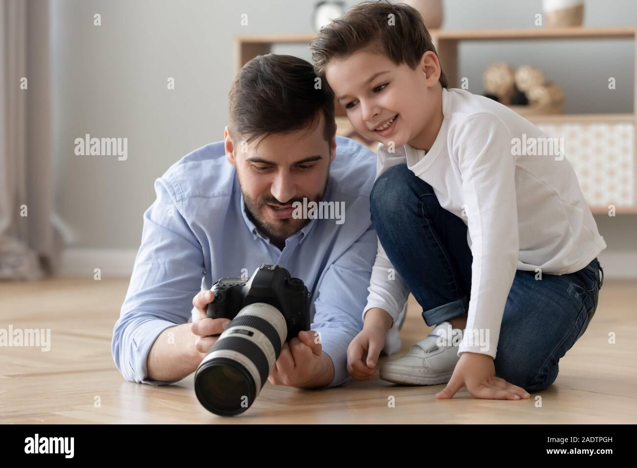 Explaining teaching hi-res stock photography and images - Alamy