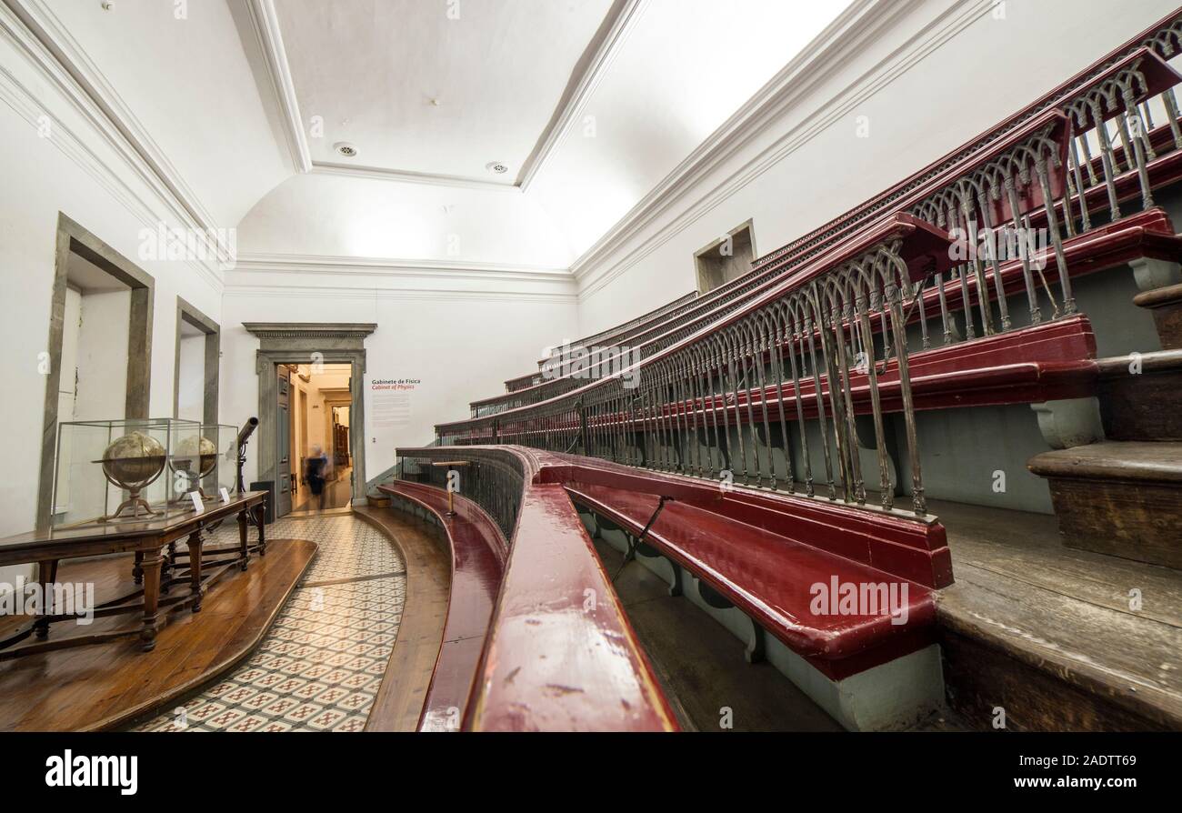 Old university lecture hall hi-res stock photography and images - Alamy