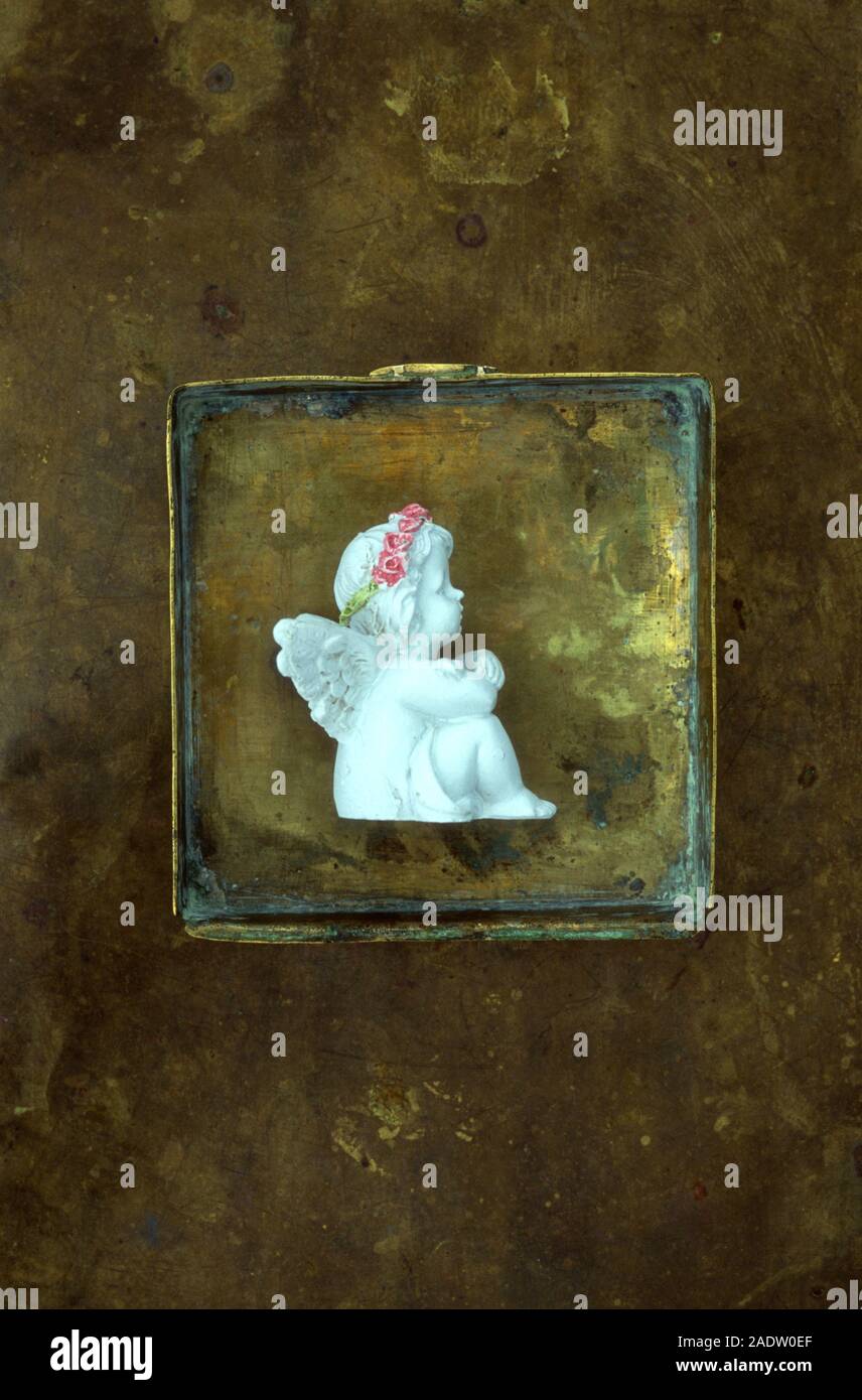 Cherub flowers hi-res stock photography and images - Alamy