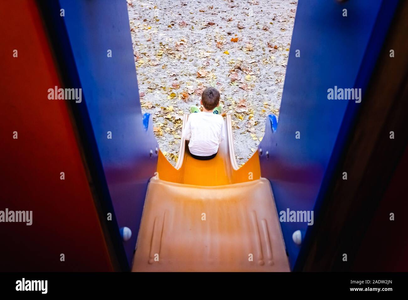 Child dare hi-res stock photography and images - Alamy