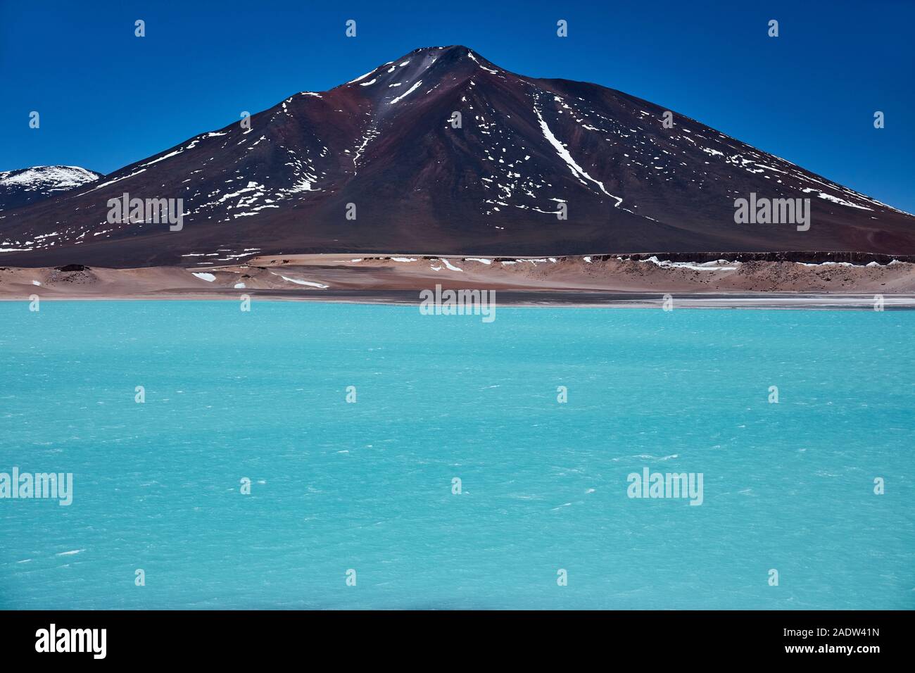 Laguna verde hi-res stock photography and images - Alamy