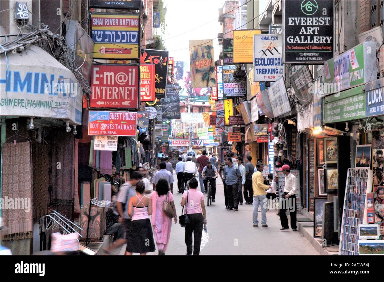 Street full of shops hi-res stock photography and images - Alamy