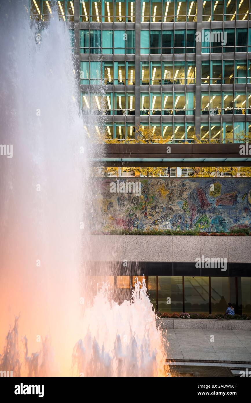 Exelon building hi-res stock photography and images - Alamy