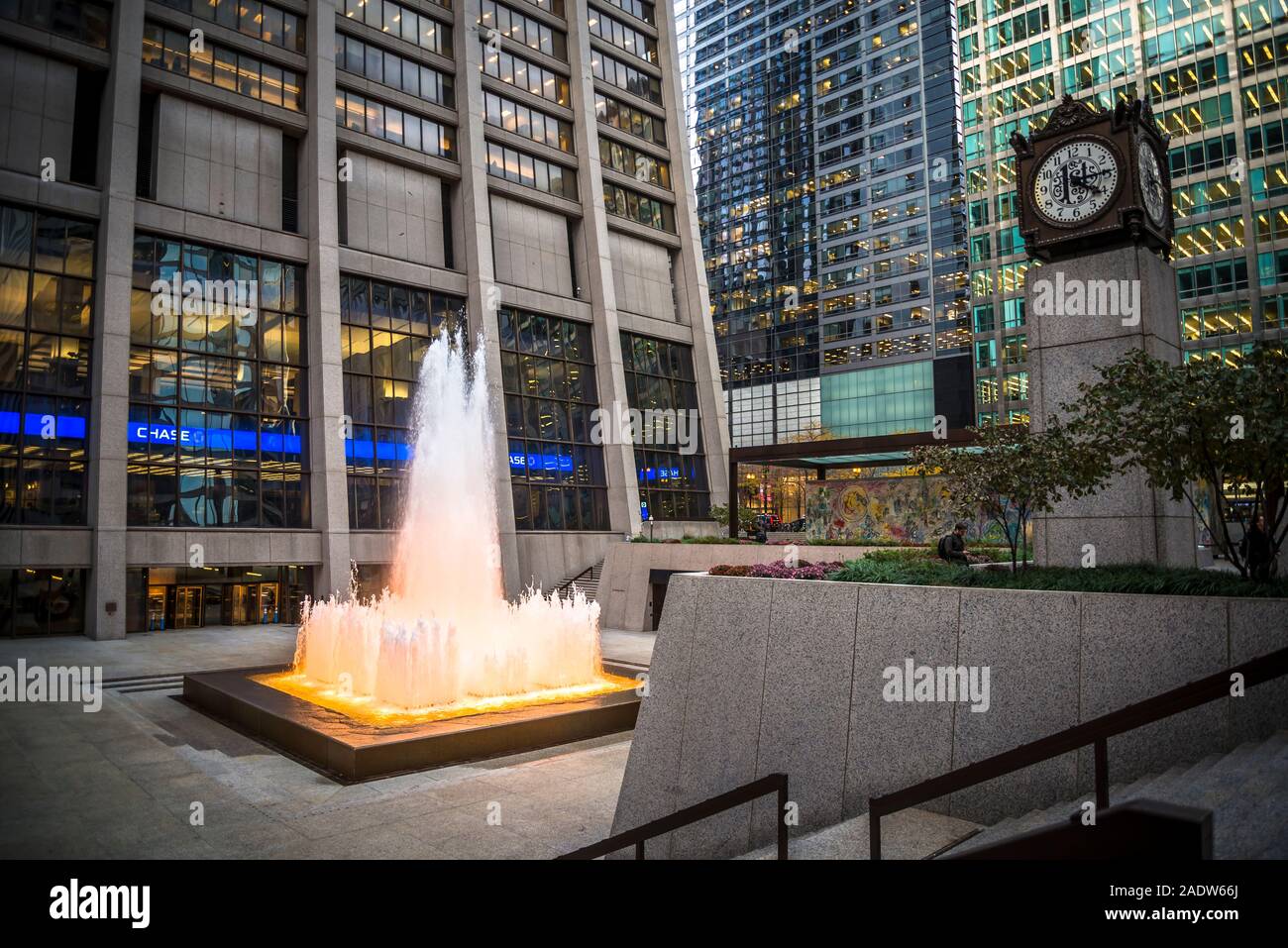 Exelon Plaza Fountain, The Loop area, Chicago, Illinois, USA Stock ...