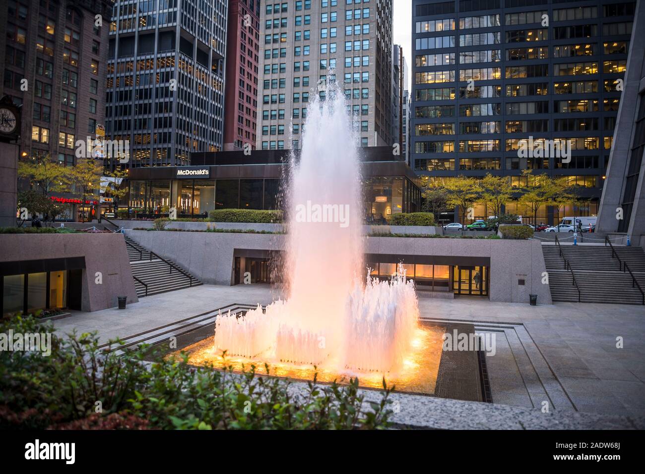 Exelon Plaza Fountain, The Loop area, Chicago, Illinois, USA Stock ...