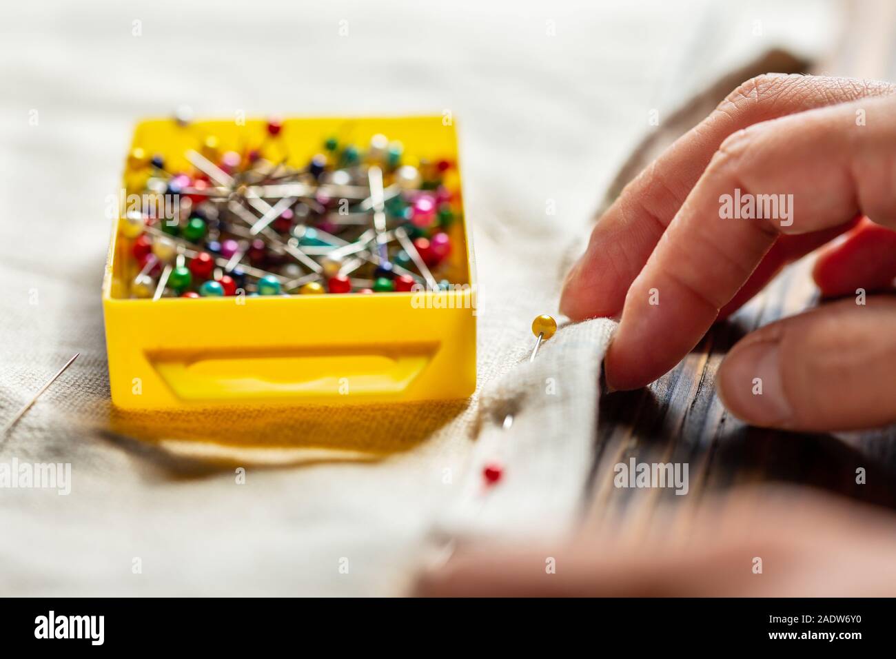 Hand sewing hi-res stock photography and images - Alamy