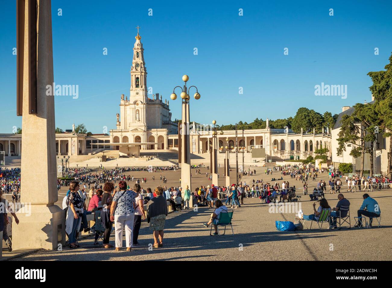 Fatima shrine portugal hi-res stock photography and images - Alamy