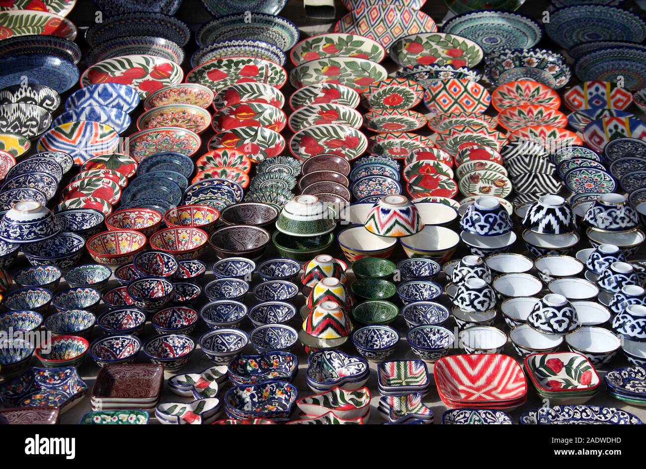 Uzbek art craft hi-res stock photography and images - Alamy