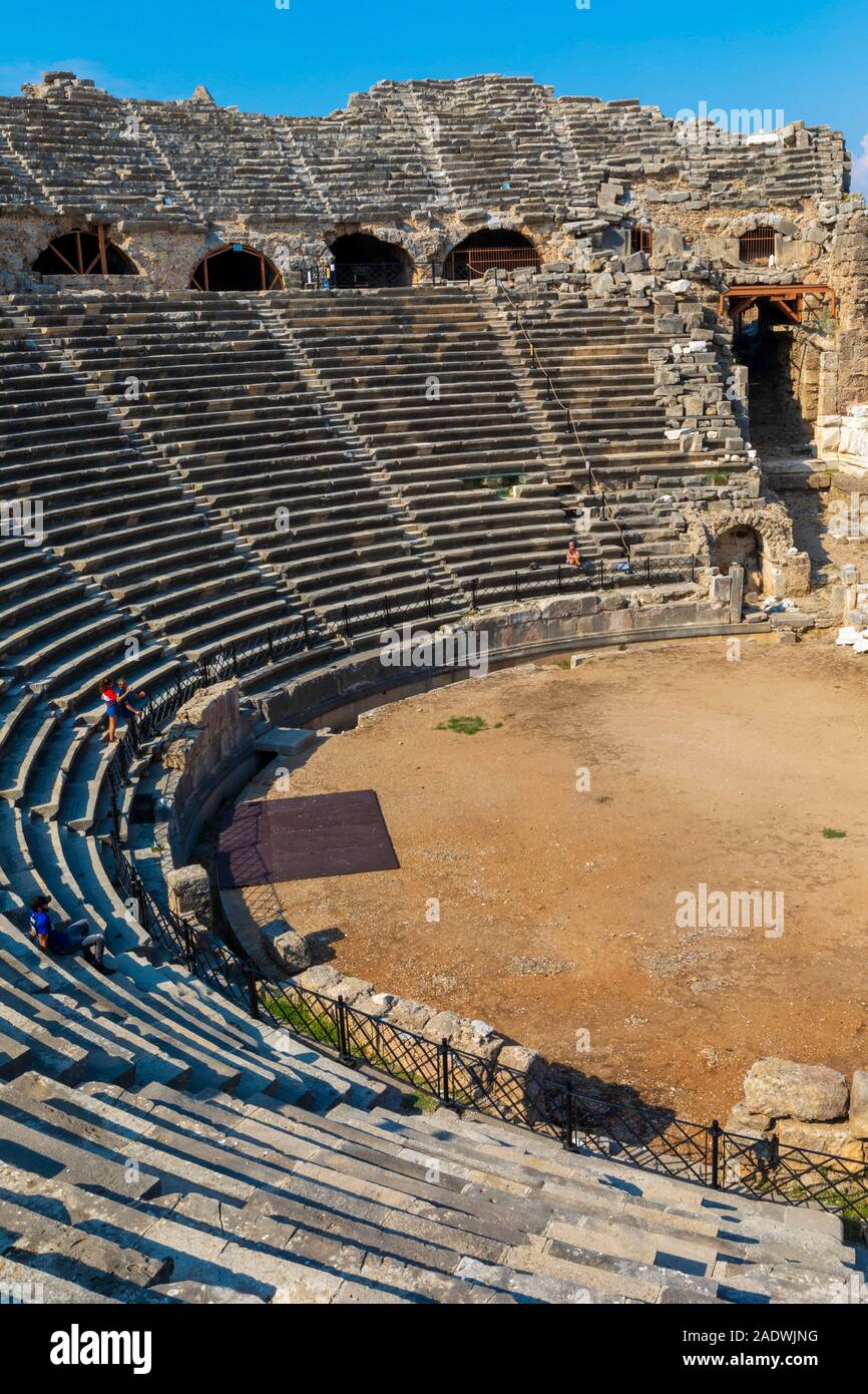 Turkey side amphitheatre hi-res stock photography and images - Alamy