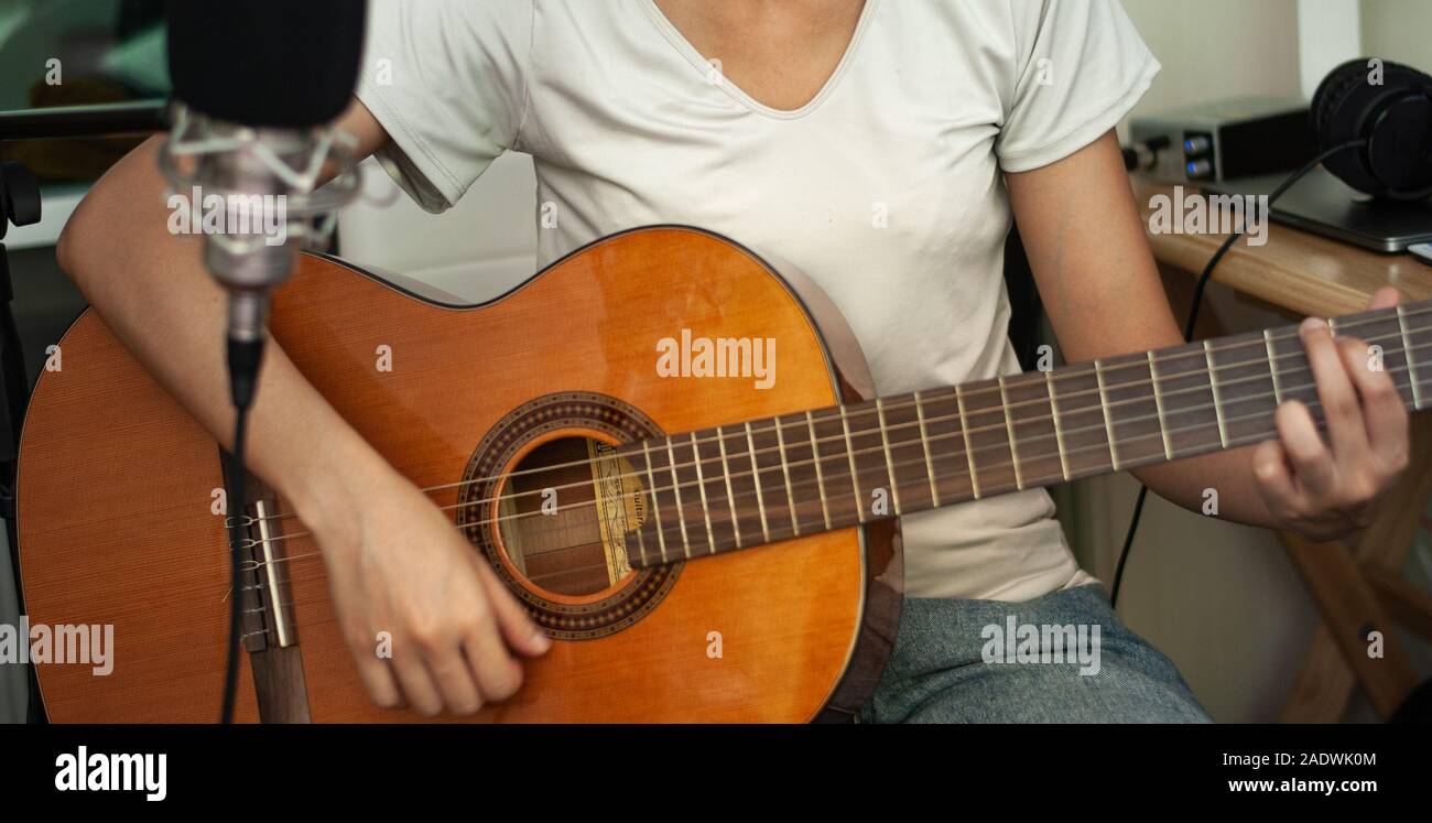 Recording room Singing concept Stock Photo - Alamy