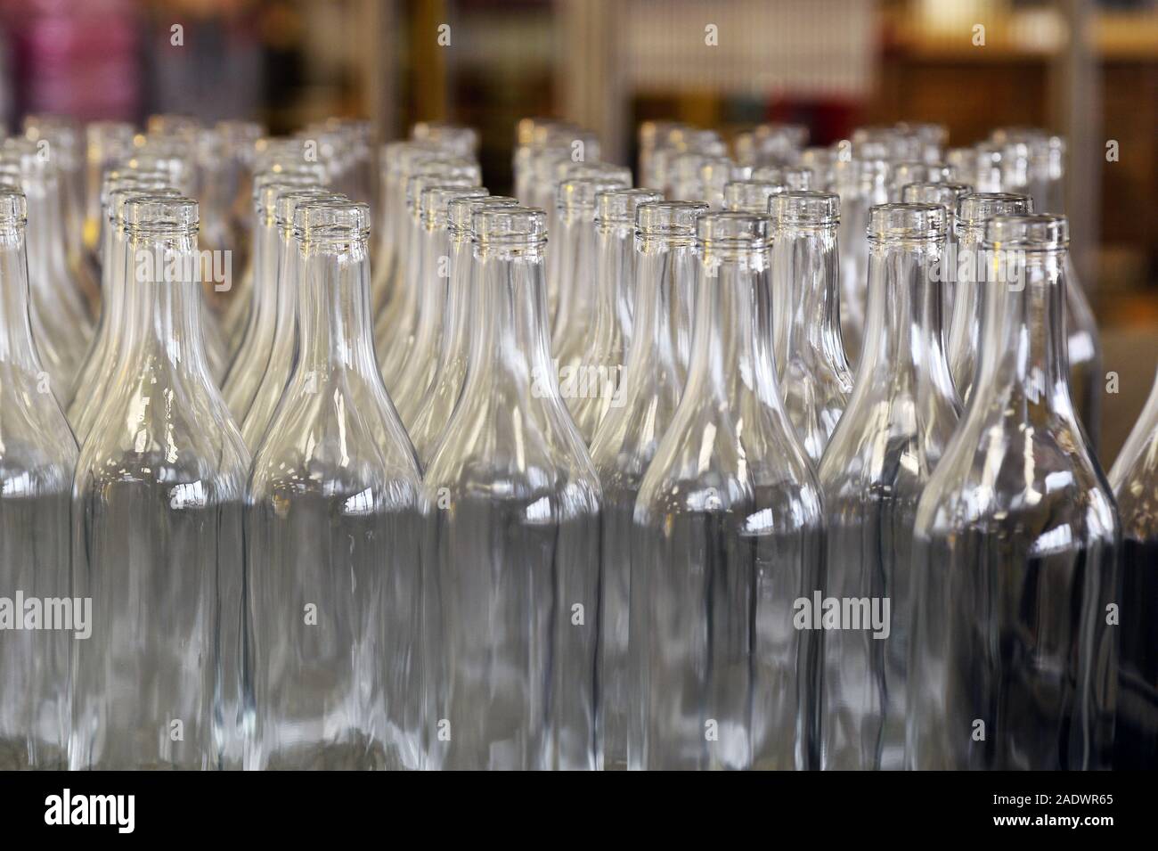 Washing bottles factory hi-res stock photography and images - Alamy