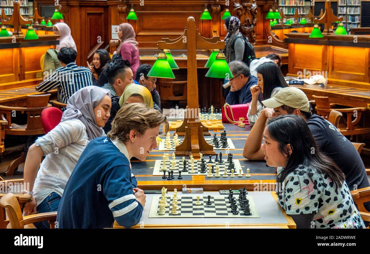 State library of victoria chess hi-res stock photography and images - Alamy