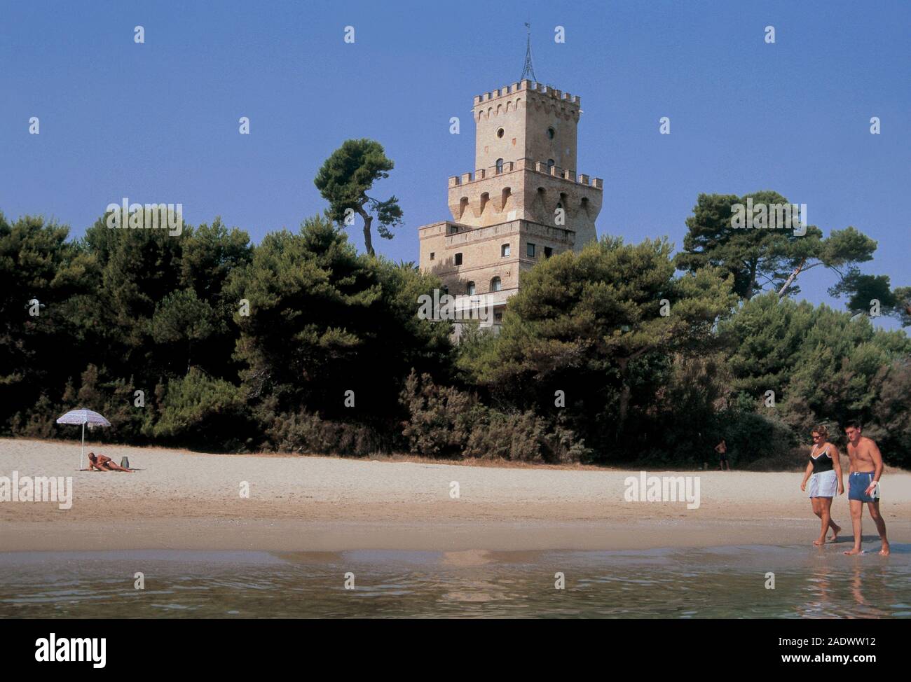 Pineto beach hi-res stock photography and images - Alamy