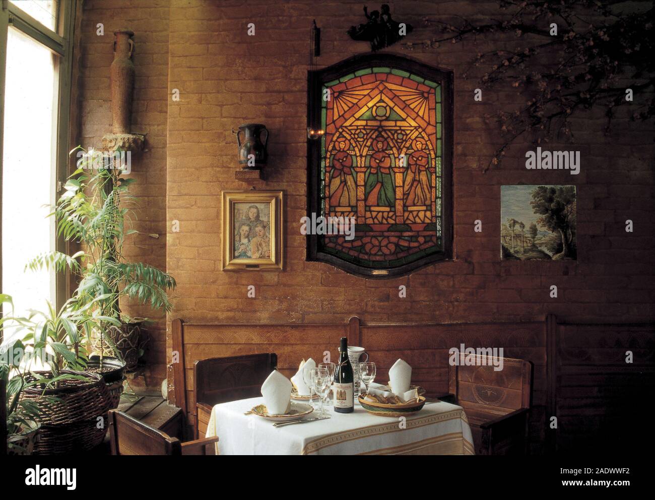 italy, abruzzo, l'aquila, tre marie restaurant Stock Photo - Alamy