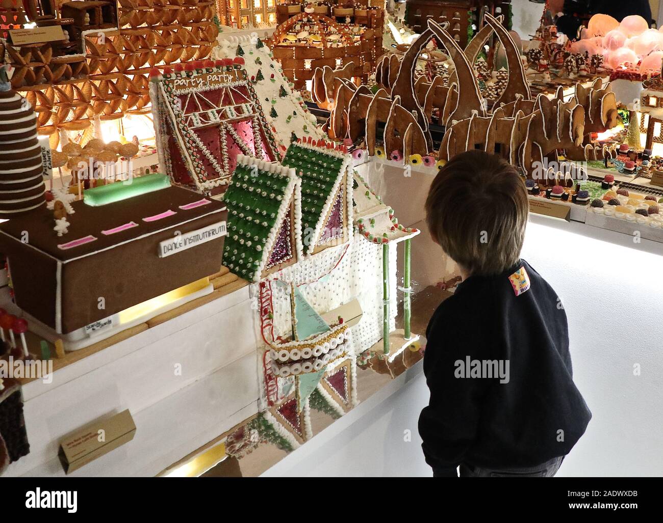The Museum of Architecture's Gingerbread City 2019 . !00 architects ...