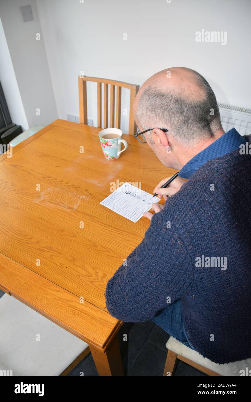 Uk vote slip hi-res stock photography and images - Alamy