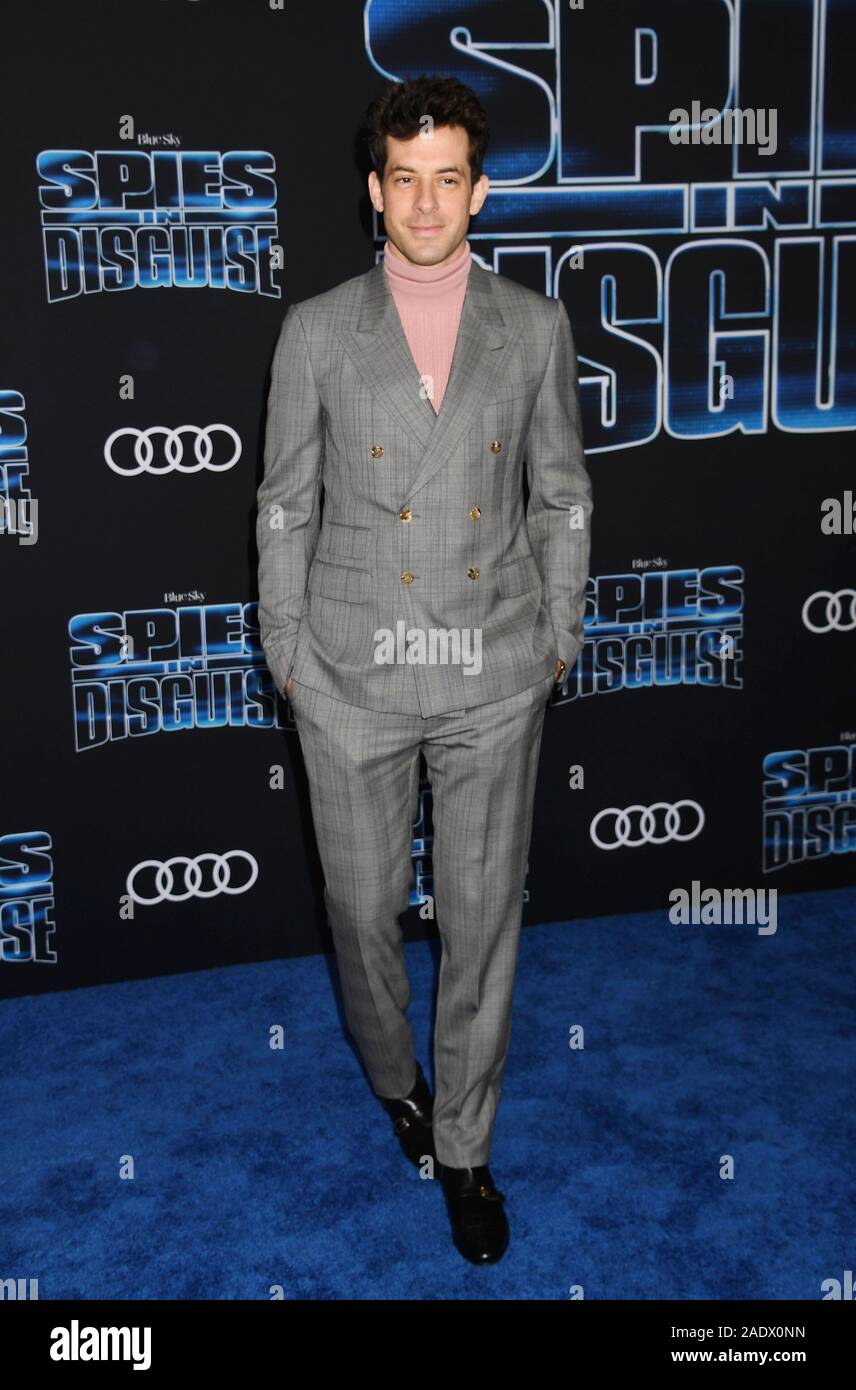 HOLLYWOOD, CA - DECEMBER 04: Mark Ronson attends the premiere of 20th ...