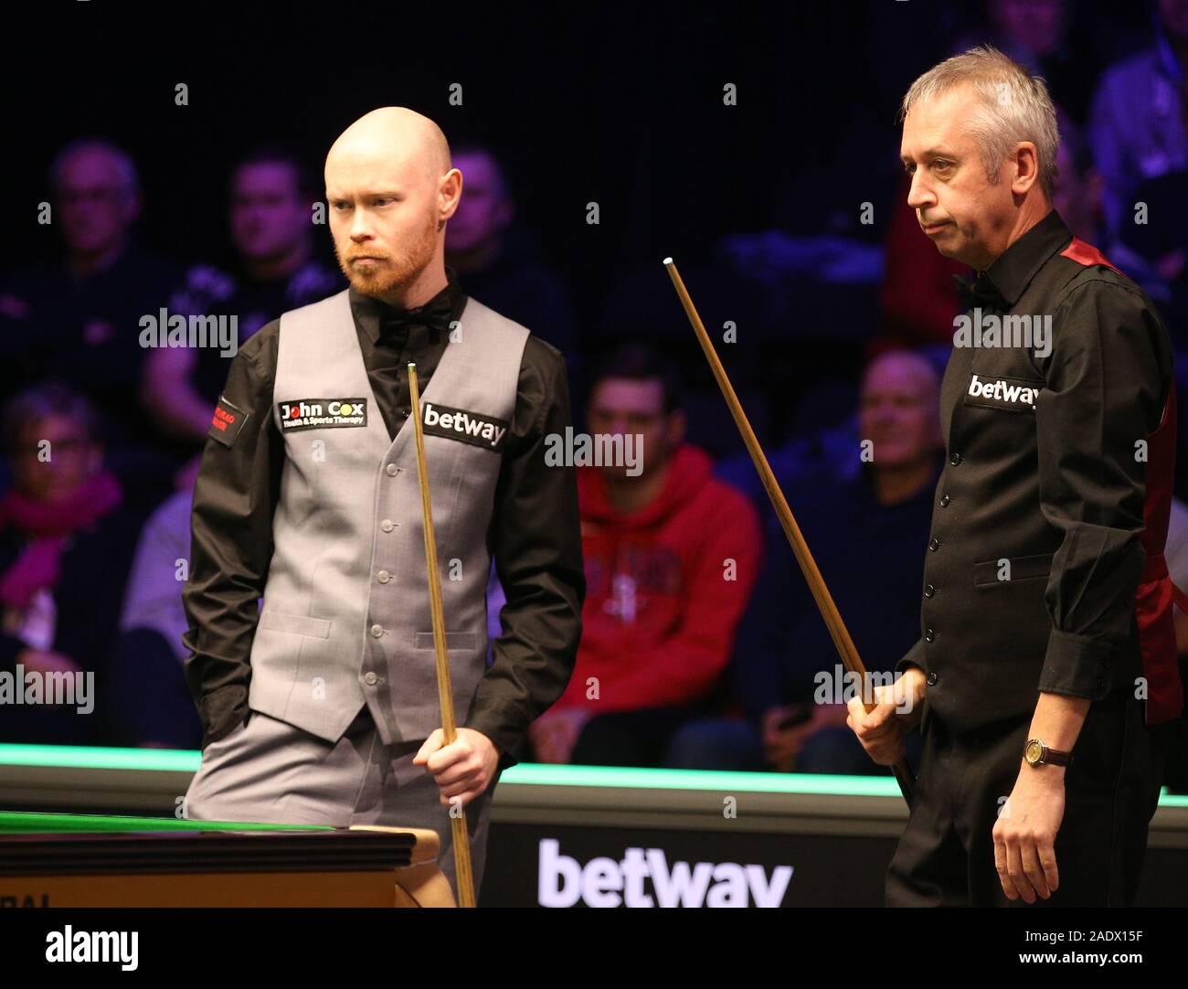 Gary Wilson (left) and Nigel Bond during day nine of the Betway UK ...