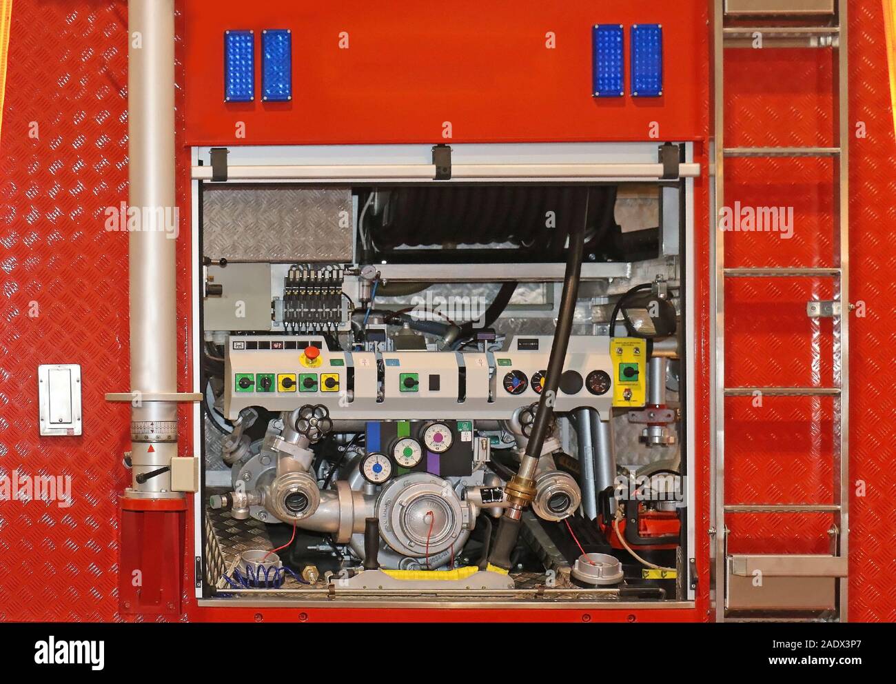 Back of firetruck hi-res stock photography and images - Alamy