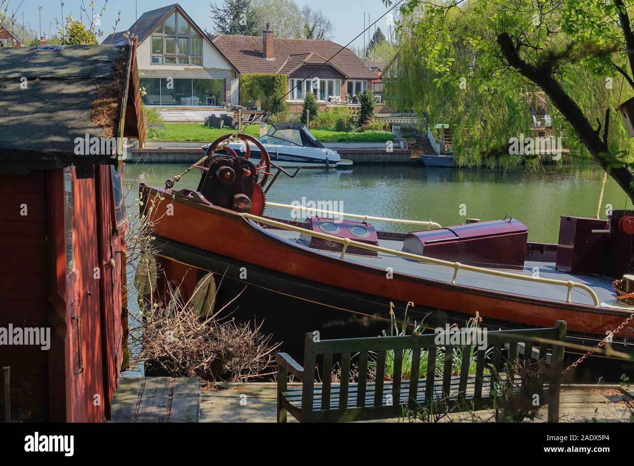 Barge winch hi-res stock photography and images - Alamy