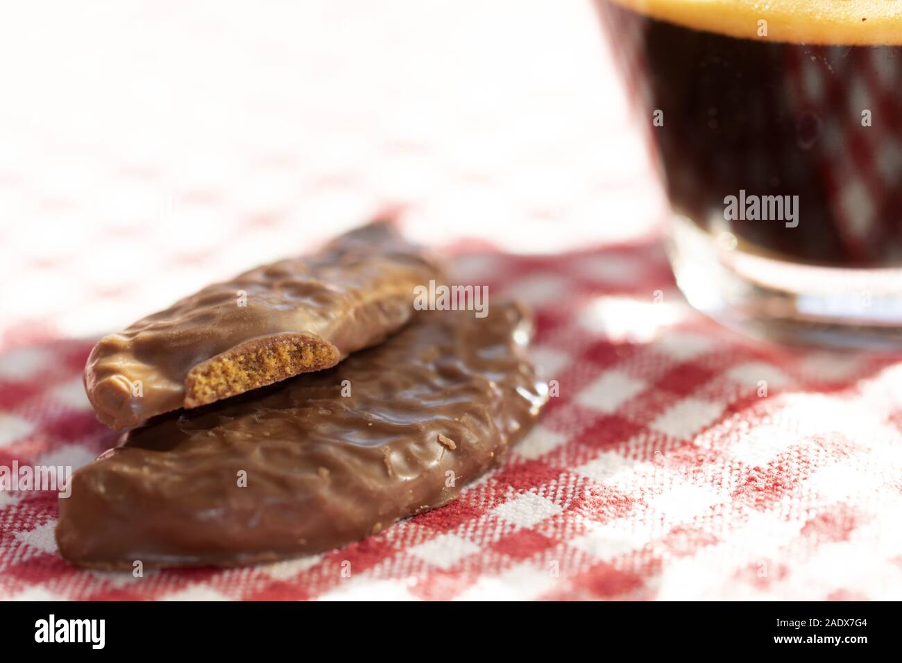 Short espresso hi-res stock photography and images - Alamy