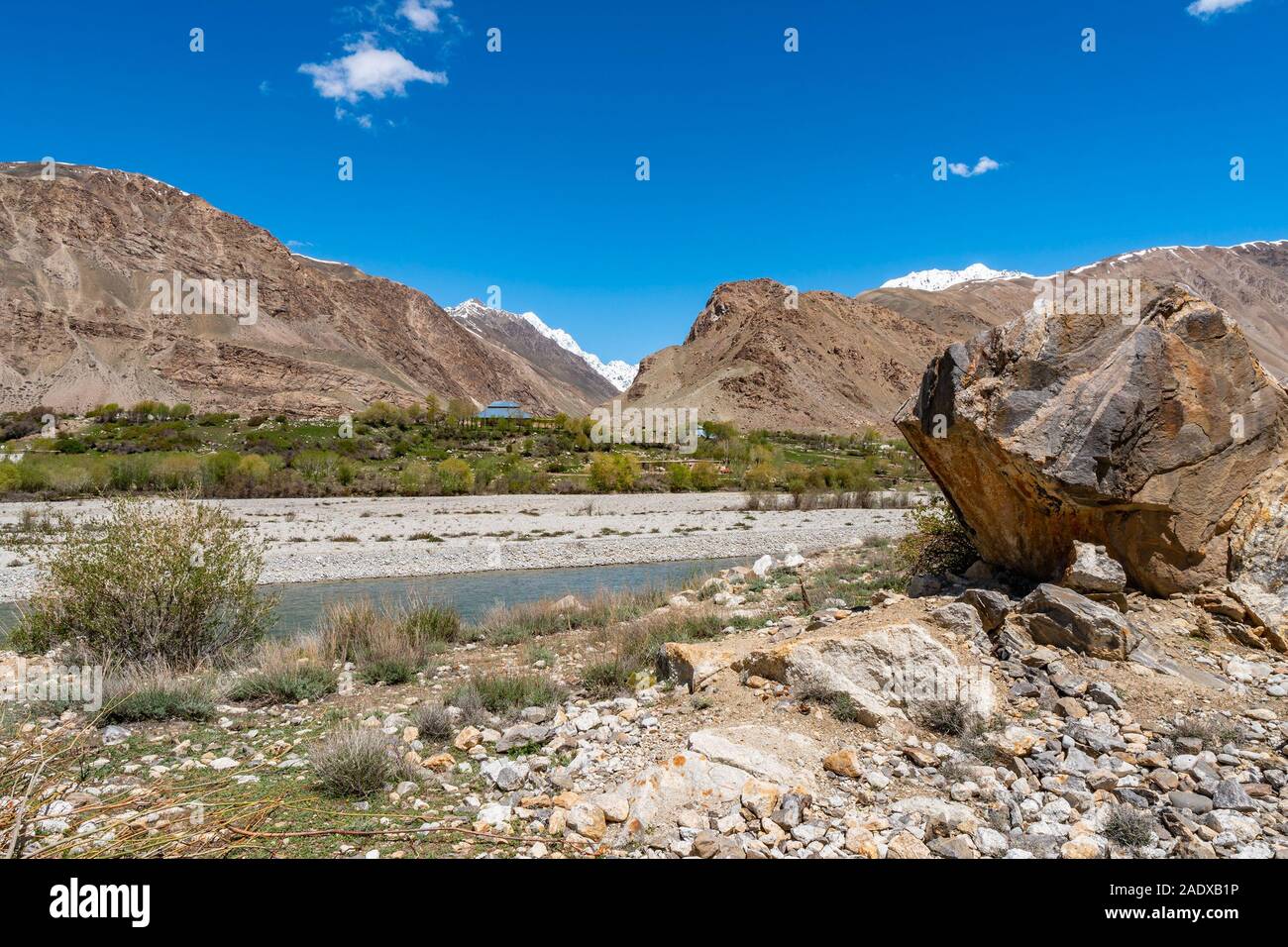 Pamir Highway M41 Gunt River Valley with Picturesque View of Snow ...