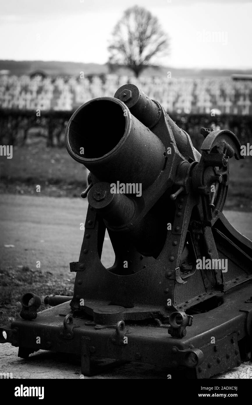 Trench mortar gun hi-res stock photography and images - Alamy