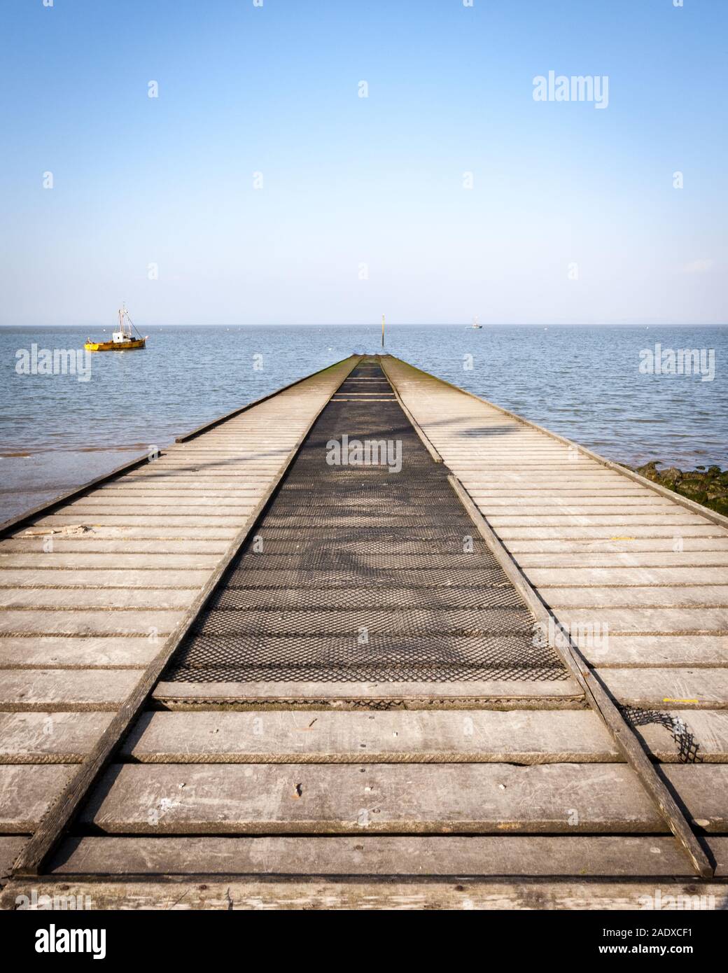 Wooden boat ramp hi-res stock photography and images - Alamy