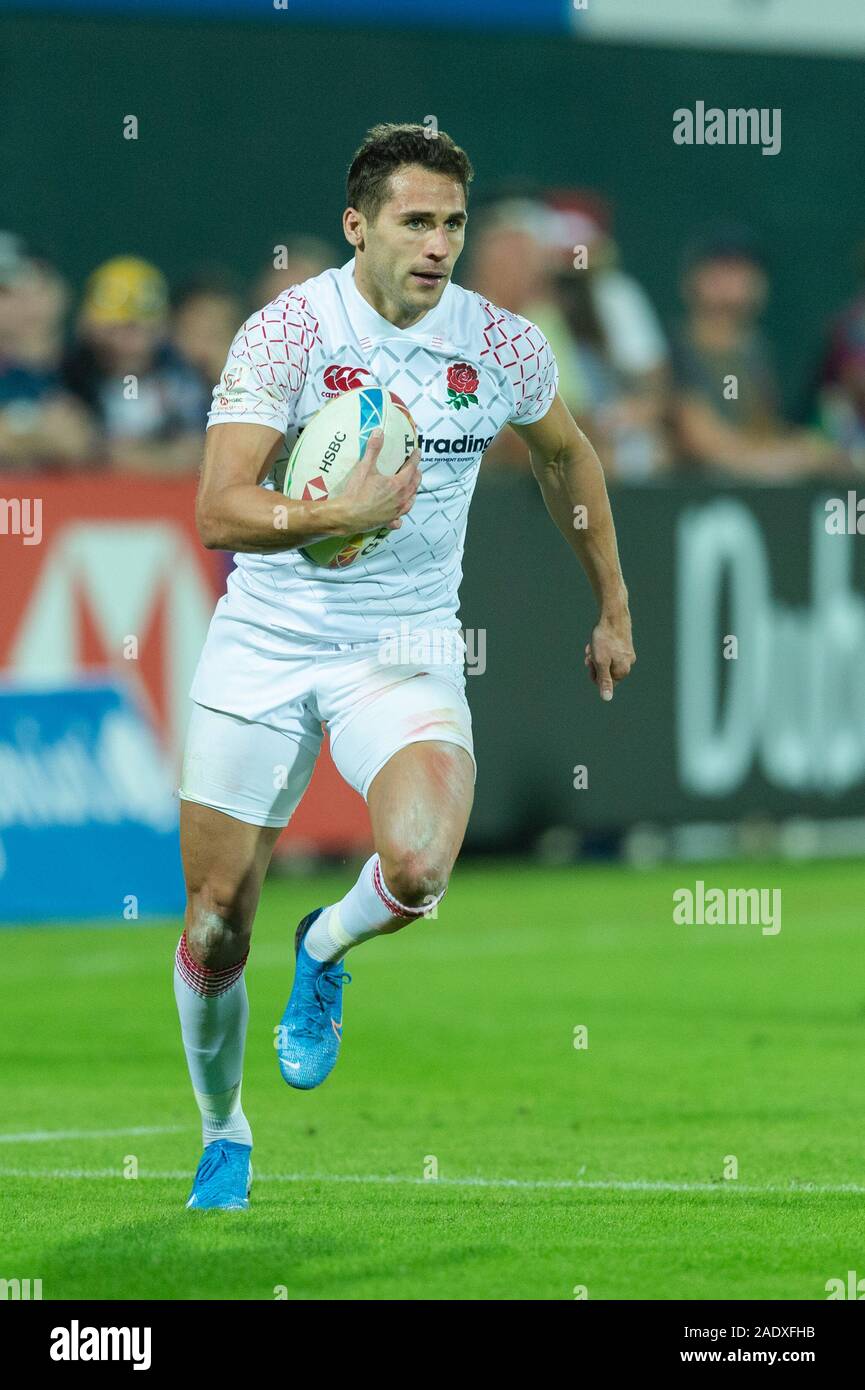 Dubai, UAE. 5th Dec 2019. Oliver Lindsay-Hague of England in actin in ...