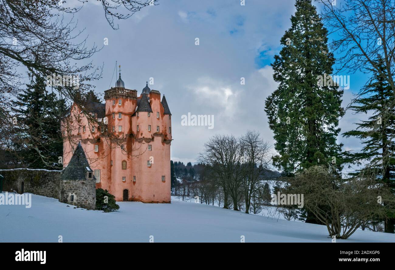 Scottish Castles Winter Snow High Resolution Stock Photography and ...