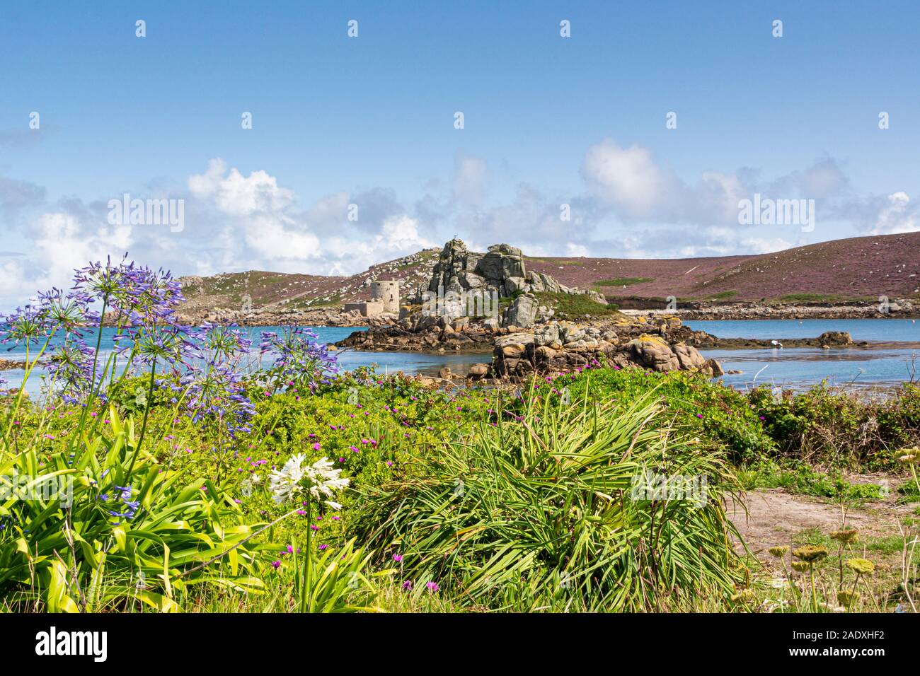 Hangman Island, Cromwell's Castle and King Charles Castle seen from ...