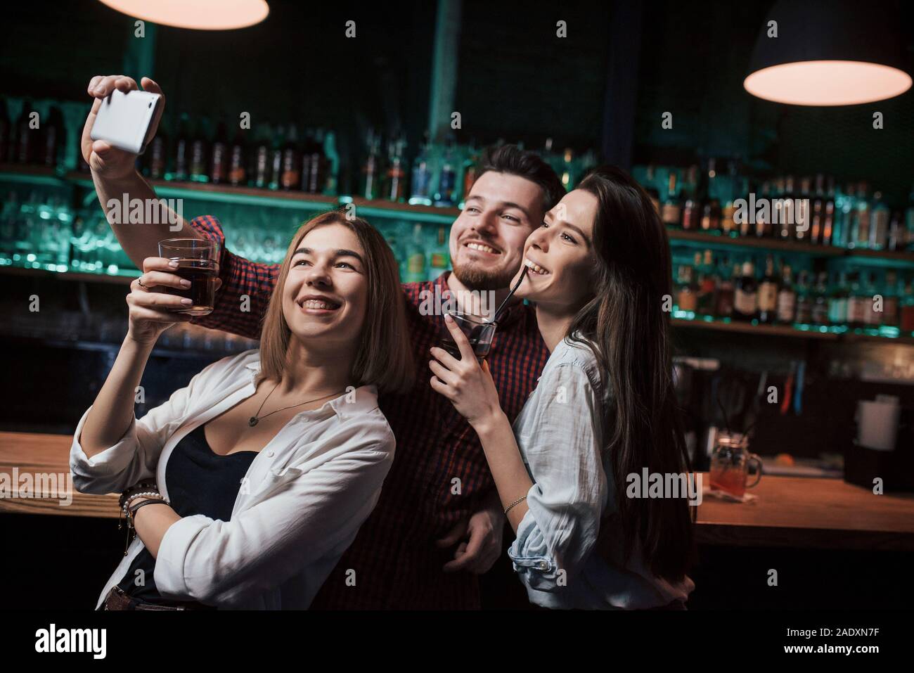Night club alcohol bottles hi-res stock photography and images - Alamy