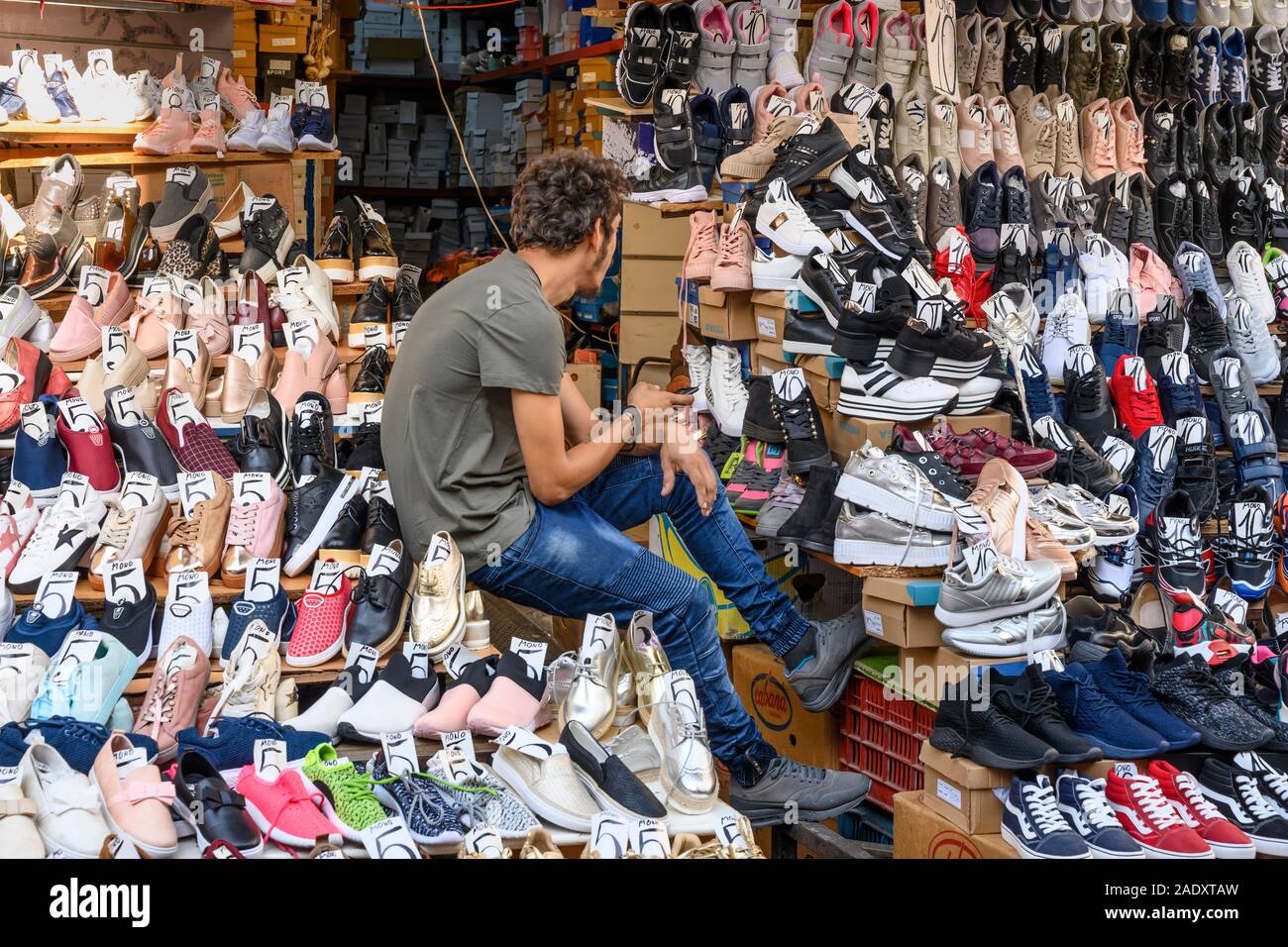 Shoe stall hi-res stock photography and images - Alamy