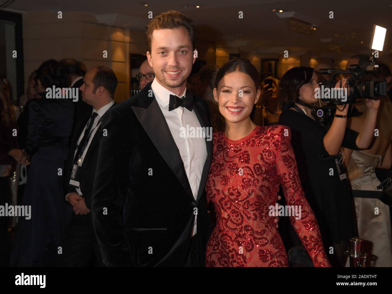 04 December 2019, Bavaria, Munich: Actress Lena Meckel and Michael ...