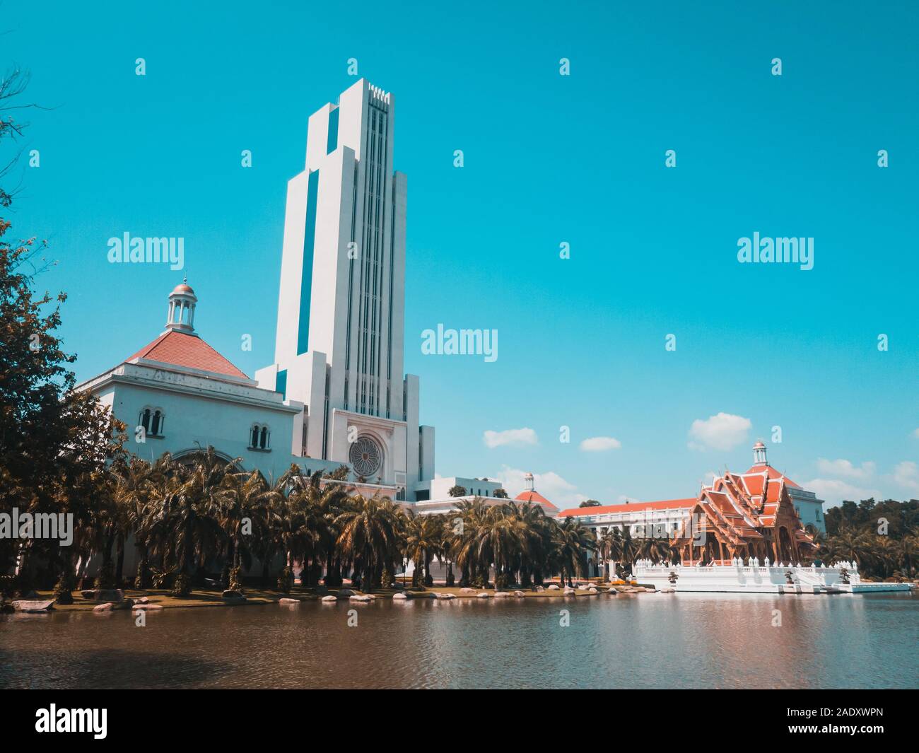 Landscape of Cathedral of Learning (CL) Building at Assumption ...