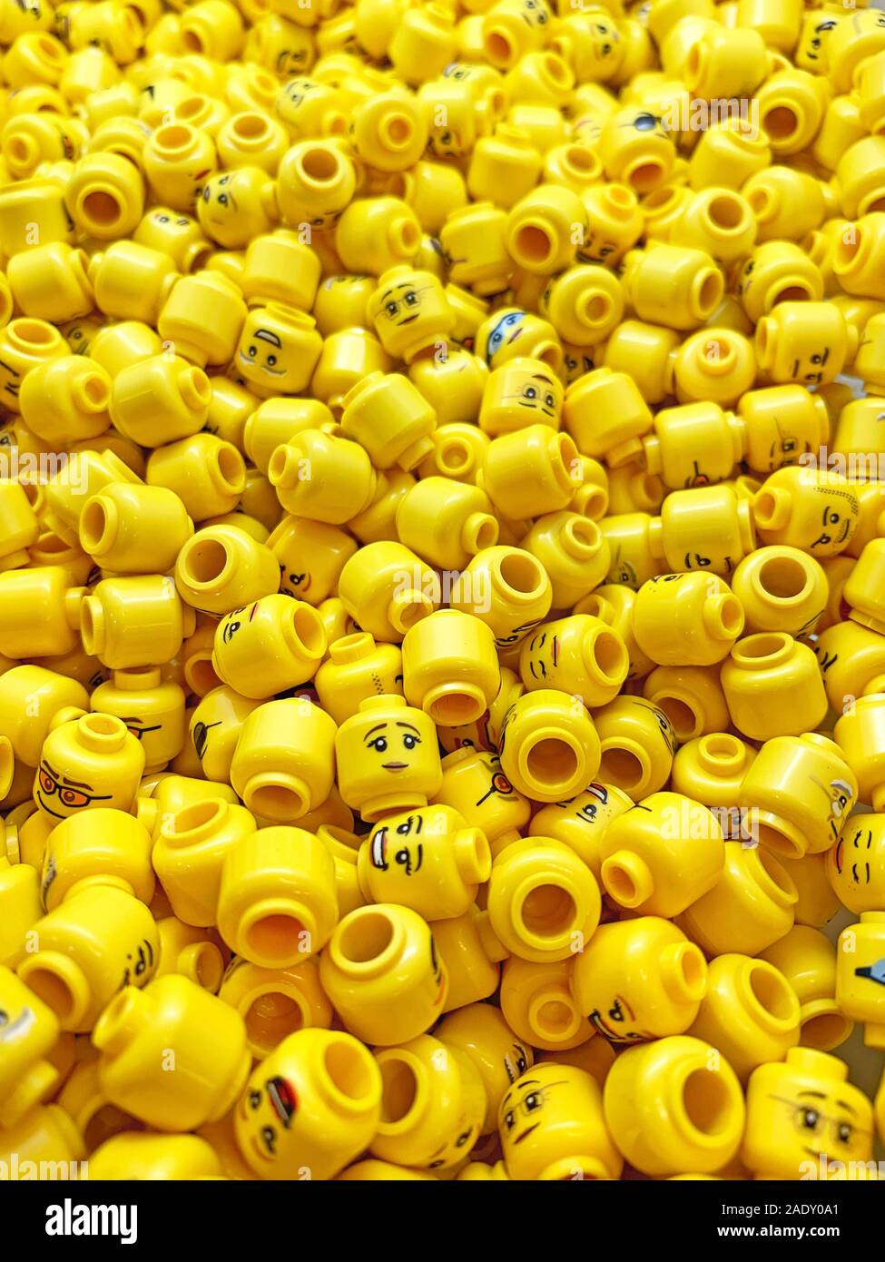 Lego head hi-res stock photography and images - Alamy