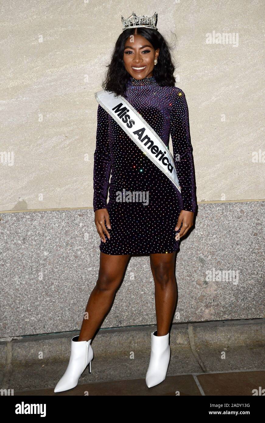Nia Franklin in attendance for 87th Annual Rockefeller Center Christmas ...