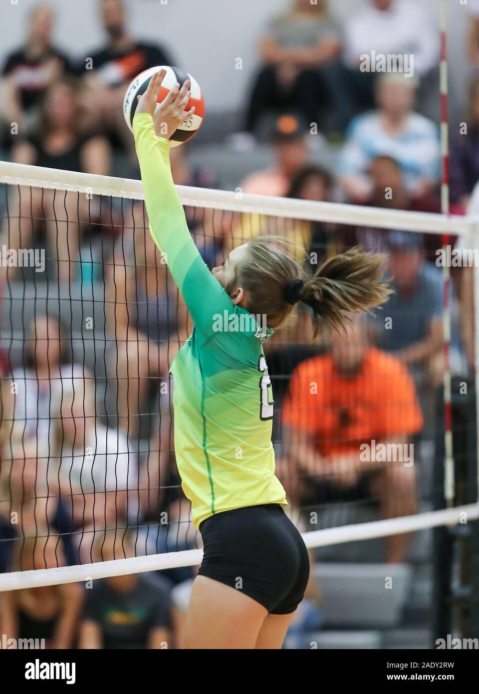 Volleyball bump hi-res stock photography and images - Alamy