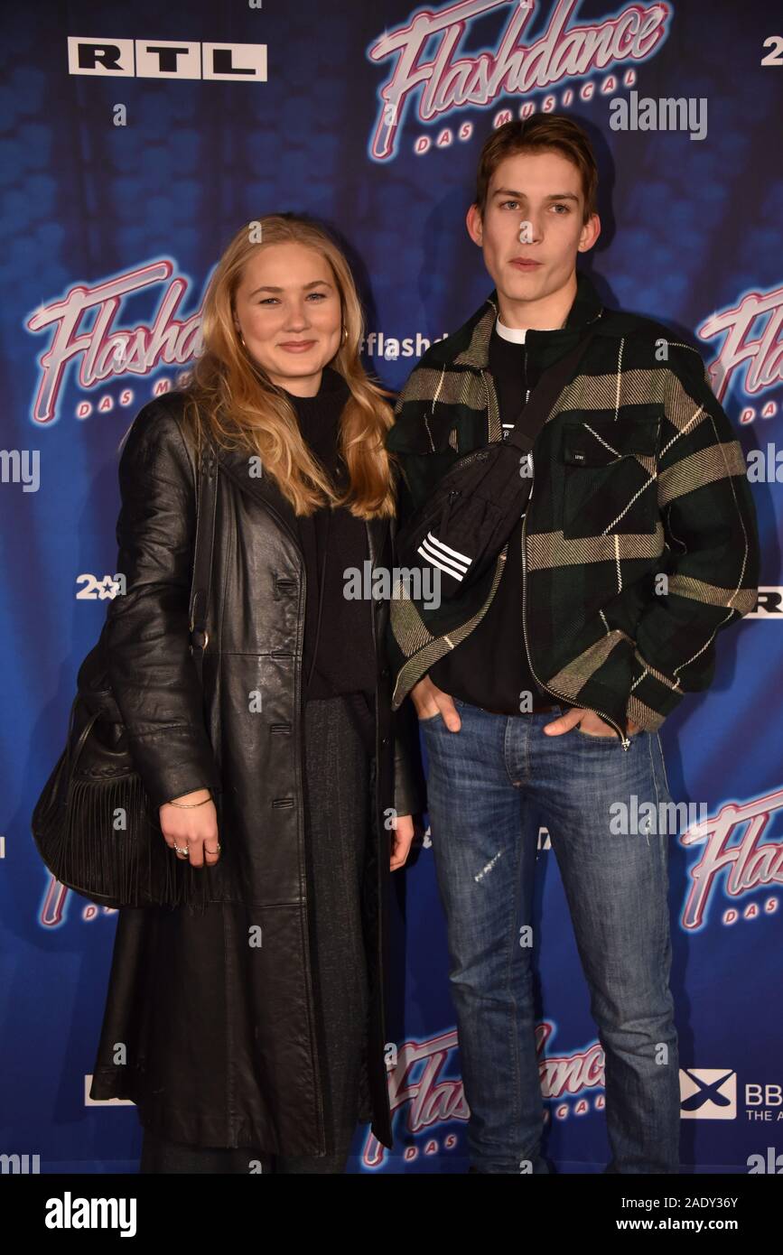 Cologne, Germany. 04th Dec, 2019. The actors Lili Budach, l-r, and Luke ...