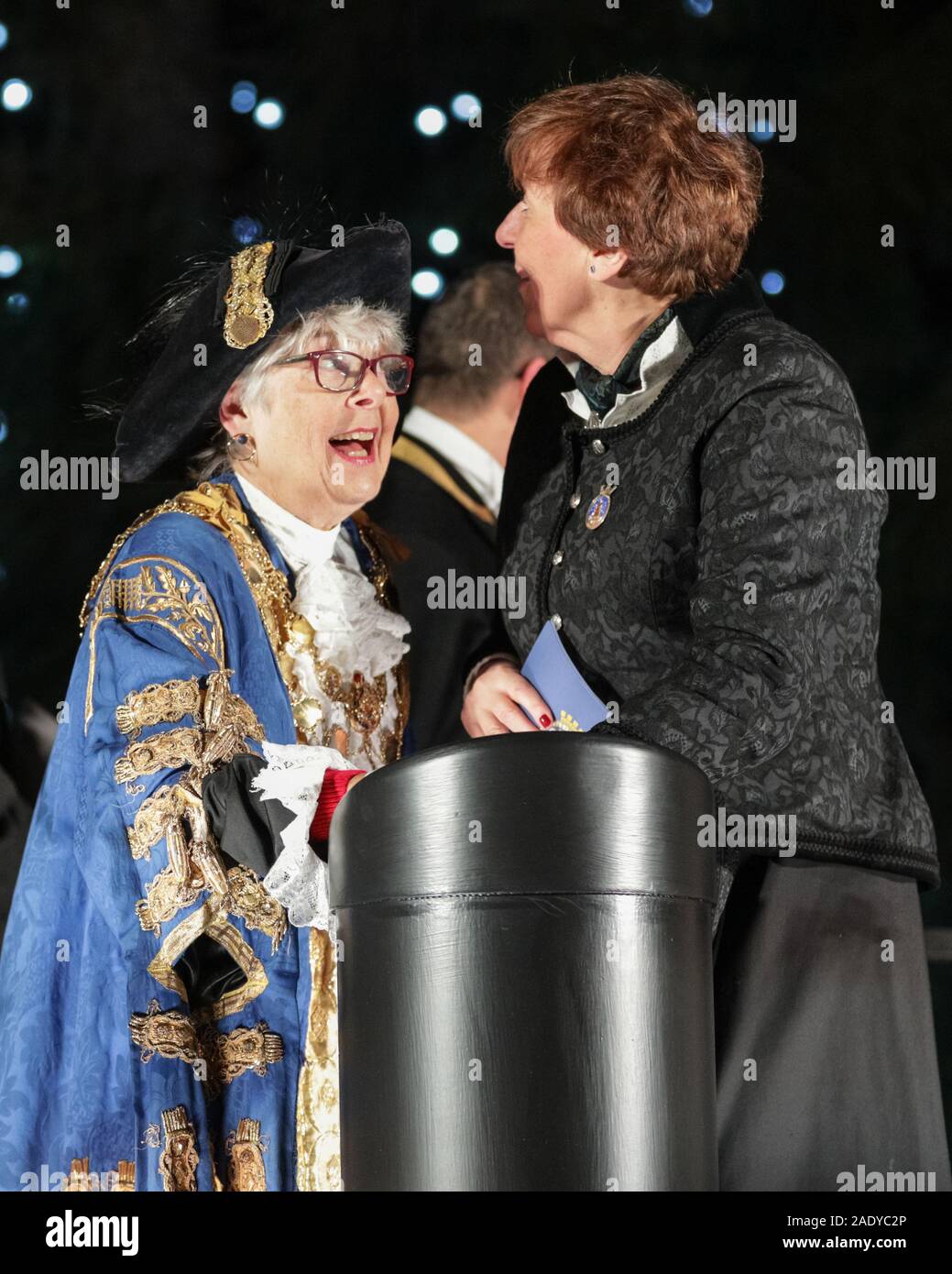 Trafalgar Square, Westminster, London, UK, 05th Dec 2019. Switch on ...