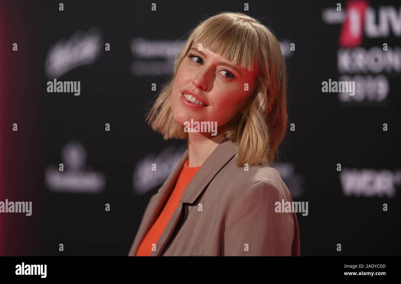 Cologne, Germany. 05th Dec, 2019. The singer Lea comes to the award of ...