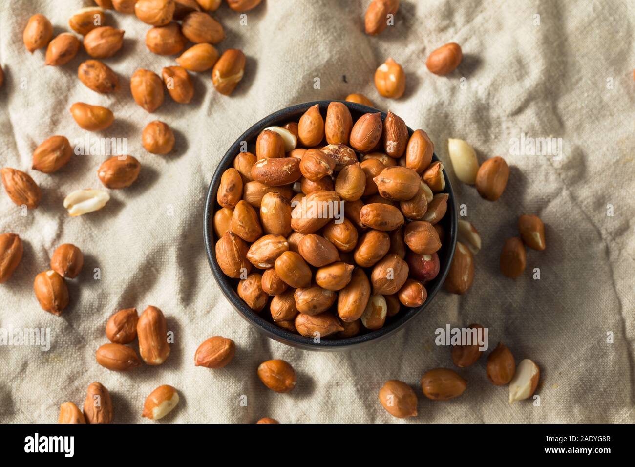 Raw Brown Organic Spanish Peanuts Ready to Eat Stock Photo - Alamy